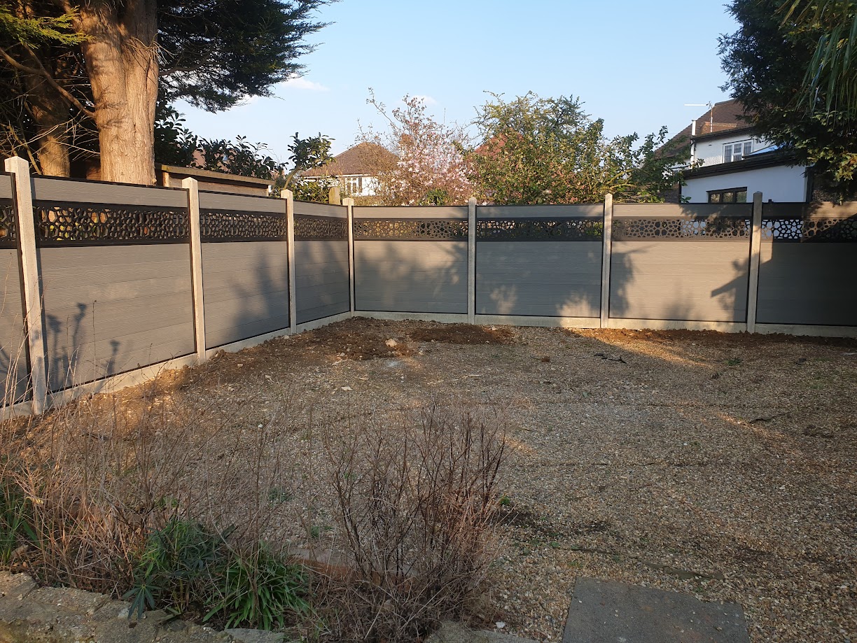 Top Fencing in South London | Secure & Stylish Fencing Solutions